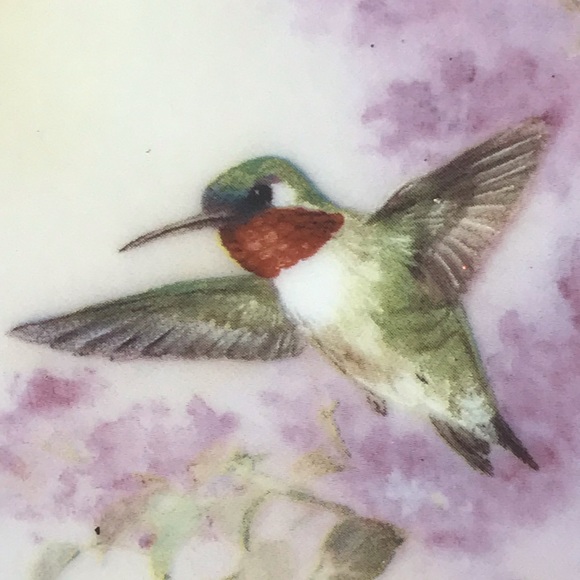 Accents | Vtg Crown Jewels Hummingbird Ruffled Gold Trimmed Porcelain ...